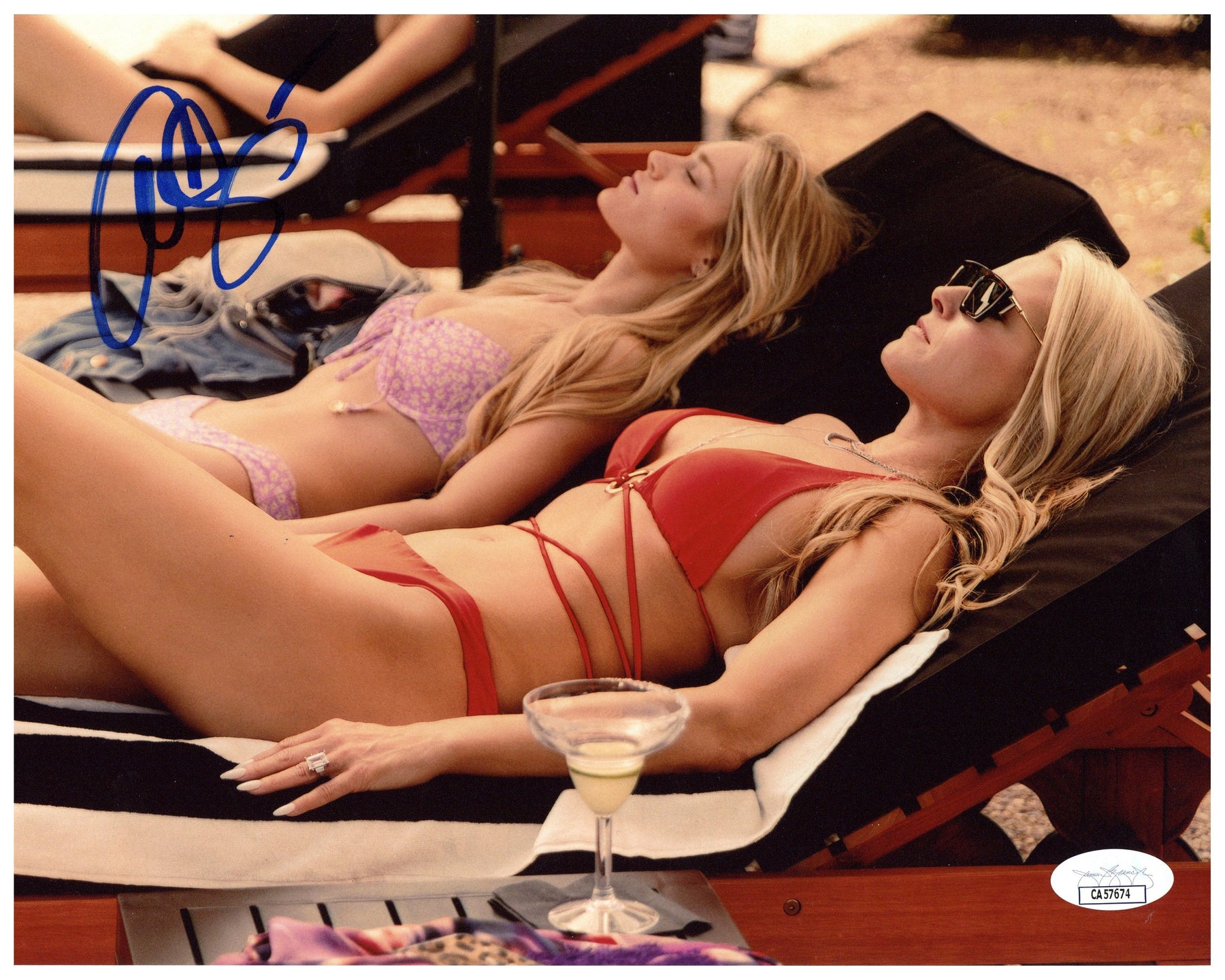 Ali Larter Signed 8x10 Photo Landman Angela Autographed JSA COA 3 – Zobie Productions