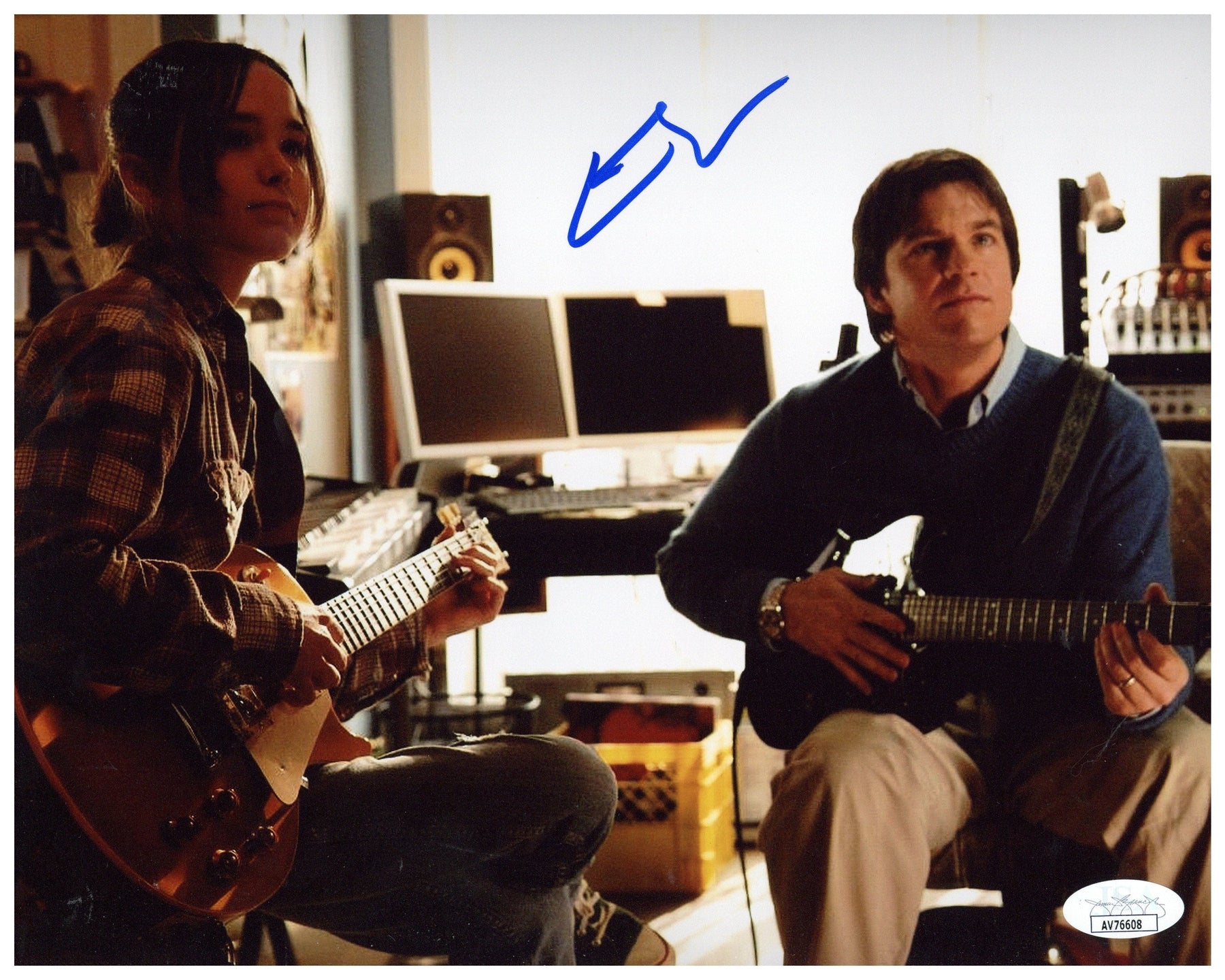 Elliot Page Signed 8x10 Photo JUNO Autographed JSA COA – Zobie Productions