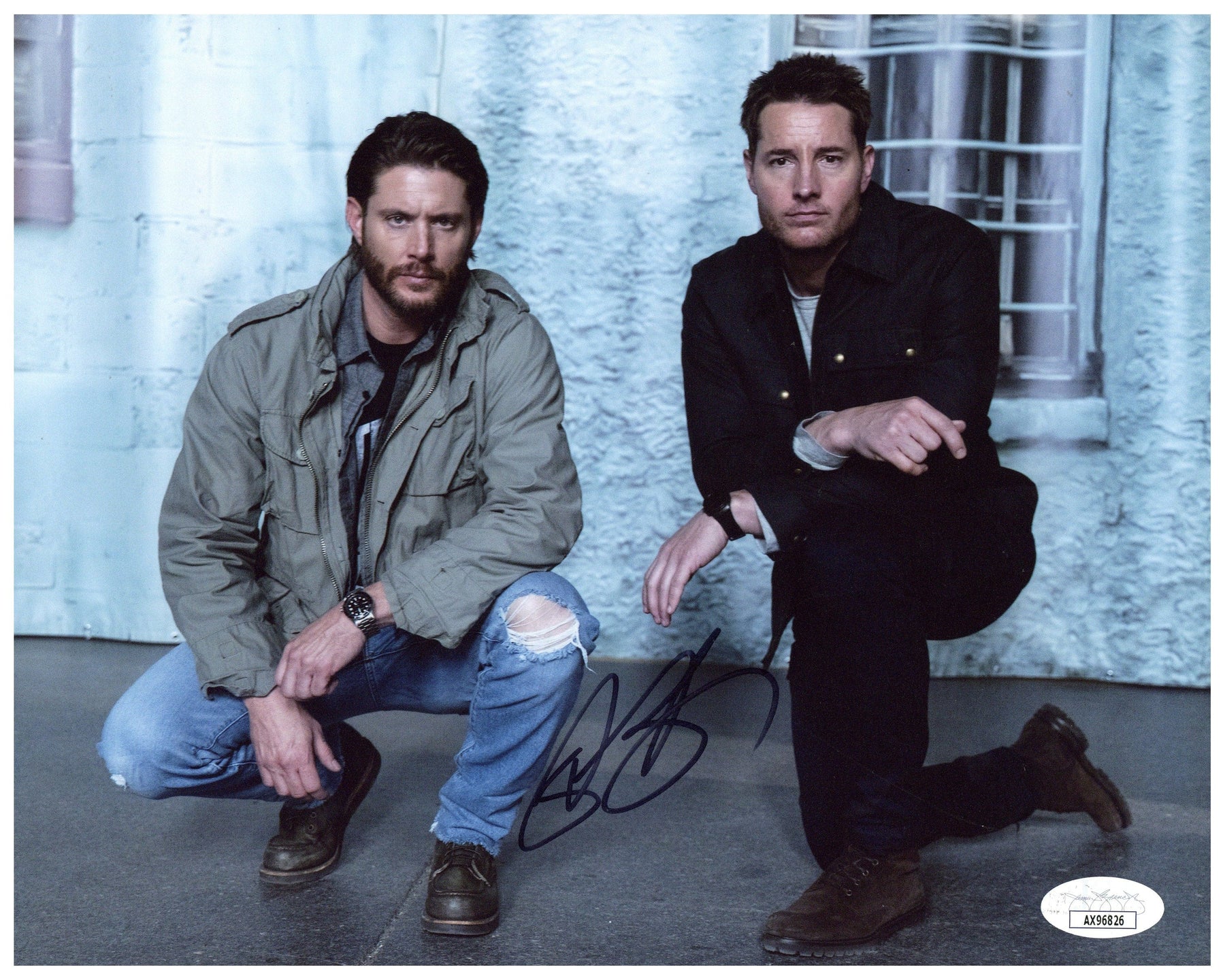 Justin Hartley Signed 8x10 Photo Tracker Autograph JSA COA 3 – Zobie ...