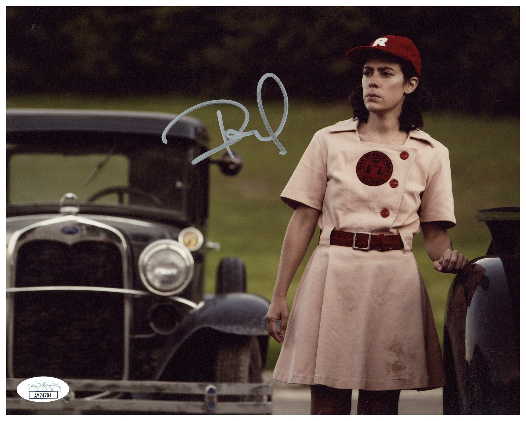 Roberta Colindrez Signed 8x10 Photo A League of Their Own Autographed – Zobie Productions