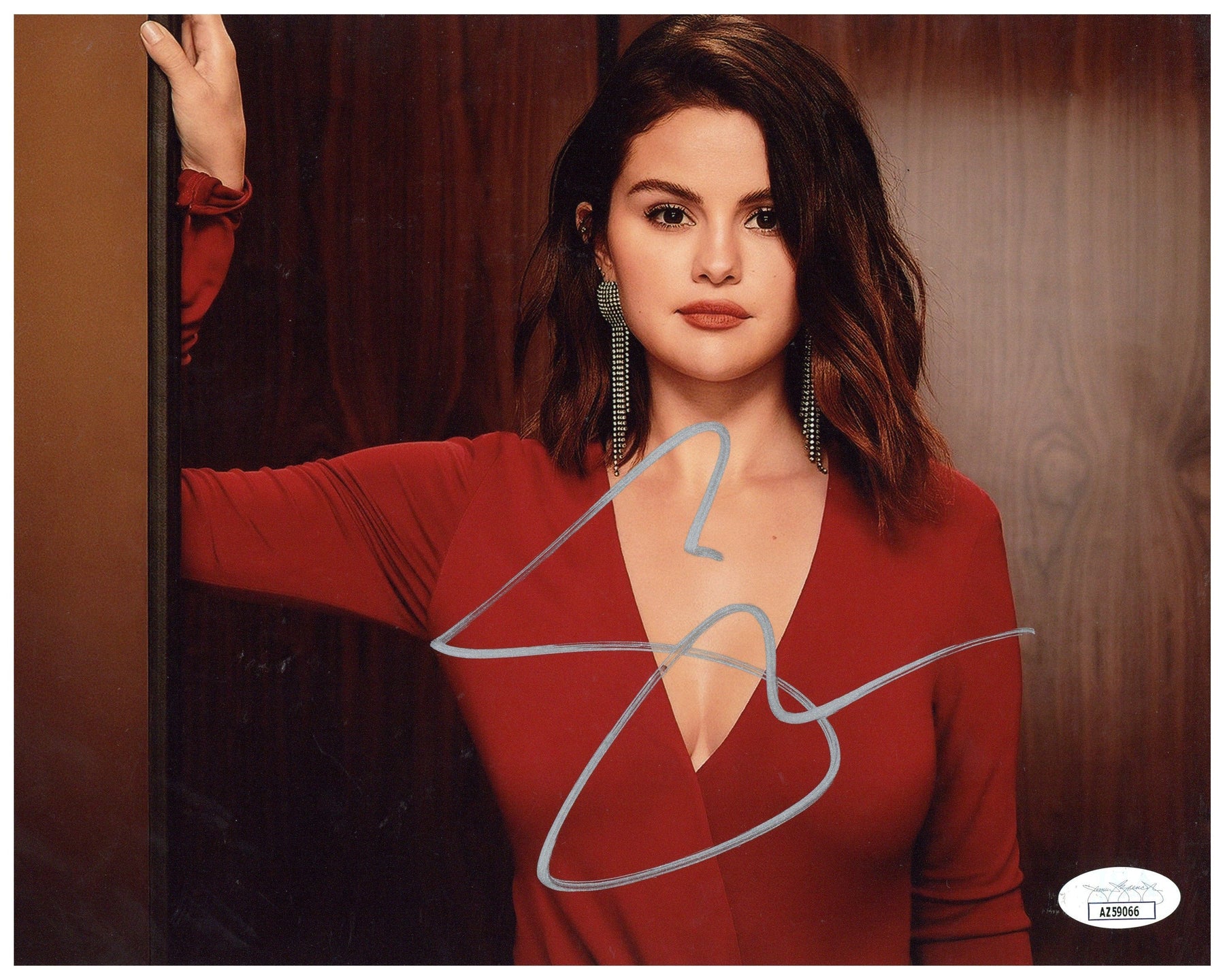 SELENA GOMEZ Signed 8x10 Photo Authentic Autographed JSA COA – Zobie ...