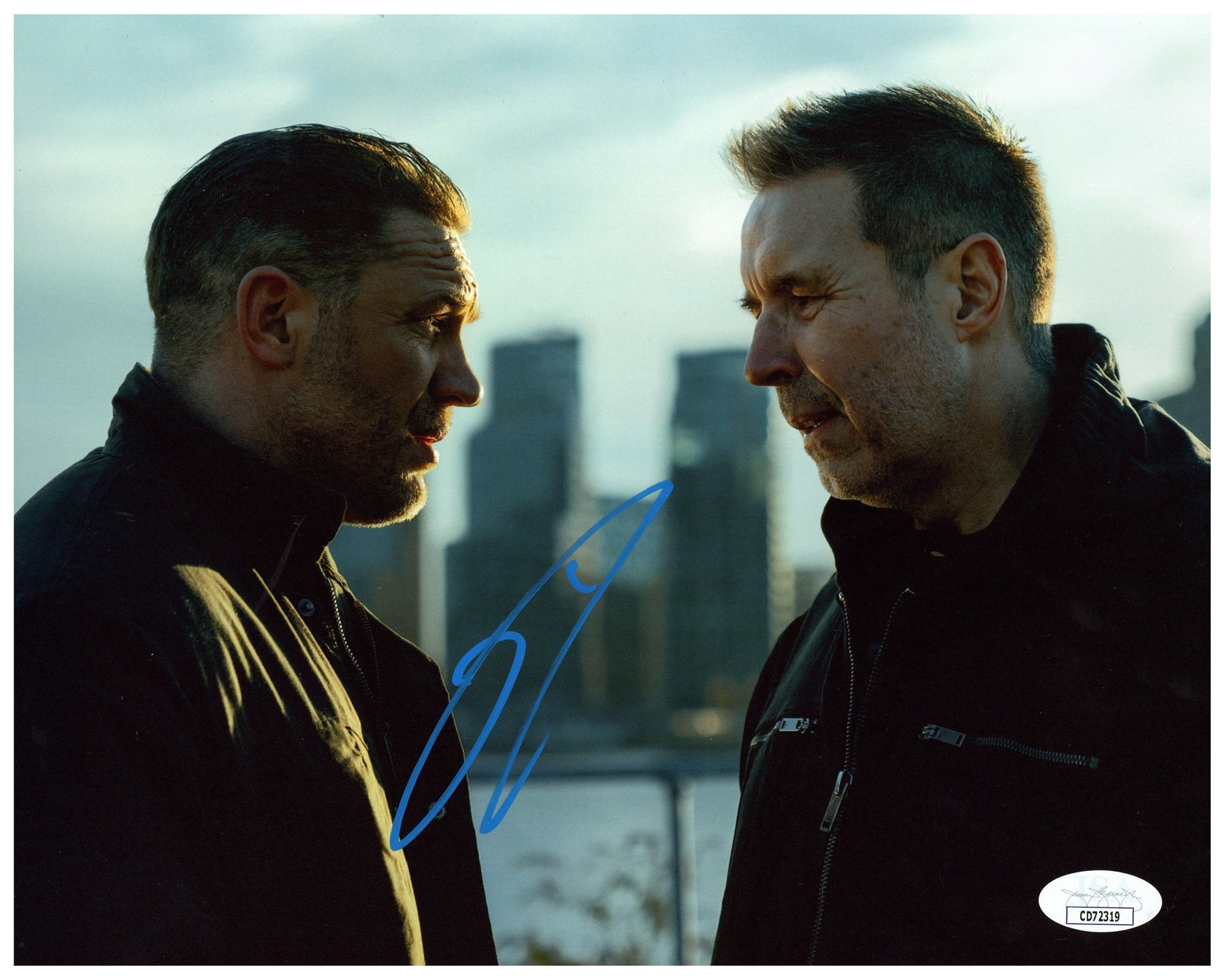 Tom Hardy Signed 8x10 Photo MobLand Autographed JSA COA 2 – Zobie ...