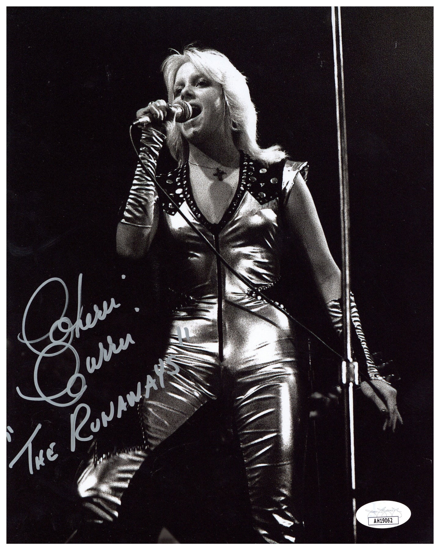 Cherie Currie Signed 8x10 Photo Cherry Bomb The Runaways Autographed J – Zobie Productions